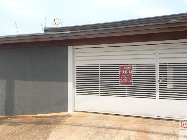 Casa para Aluguel com 2 quartos, 90 m² por R$ 2.000