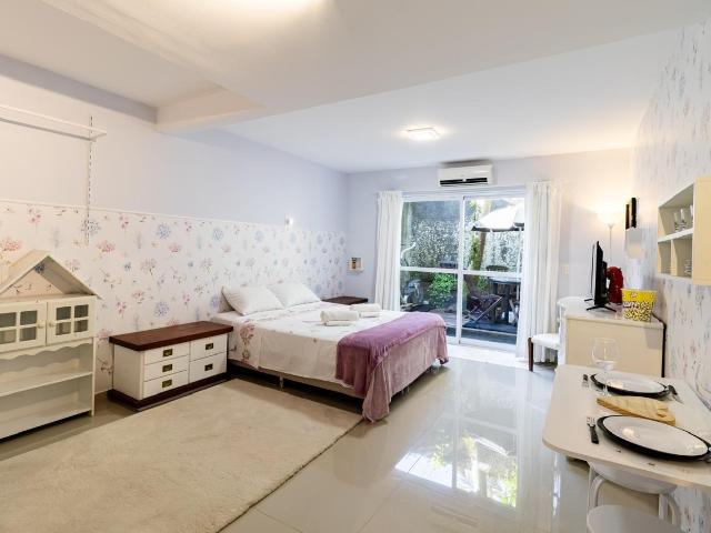 Casa para aluguel com 4 quartos na Agronômica