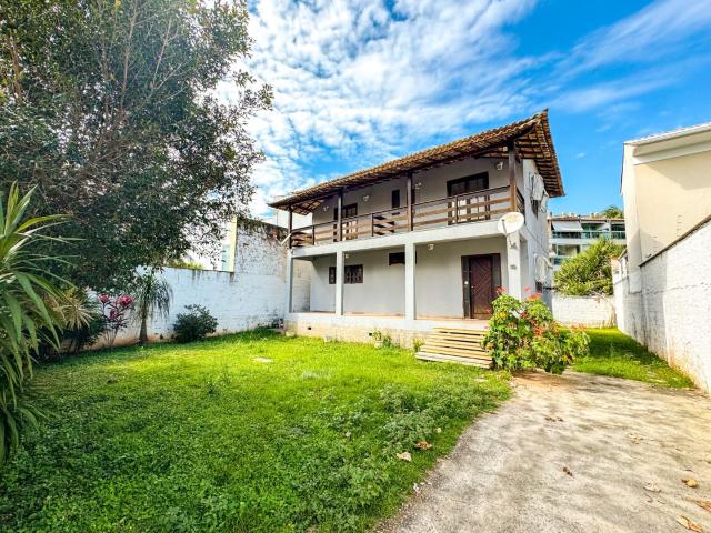 Casa para Aluguel com 4 quartos, 163 m² por R$ 6.000