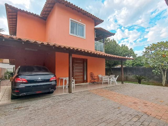 Casa para Aluguel com 4 quartos, 170 m² por R$ 4.500