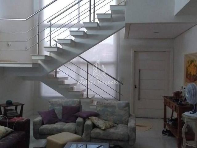 Casa para Aluguel com 4 quartos, 253 m² por R$ 11.200
