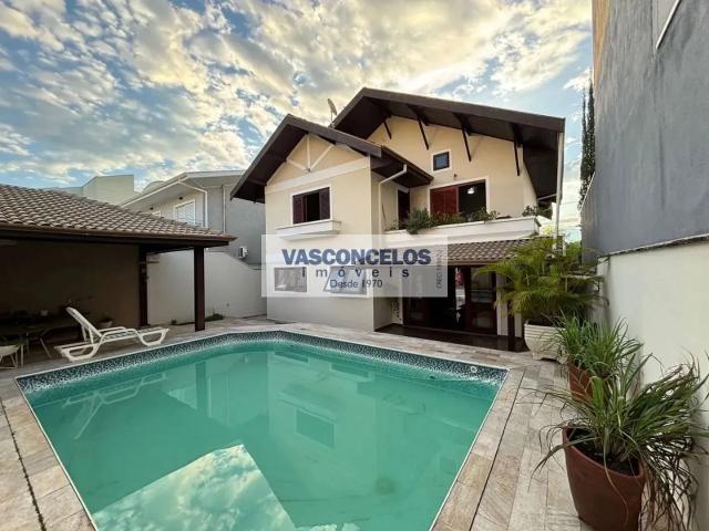 Casa para Aluguel com 4 quartos, 250 m² por R$ 9.000