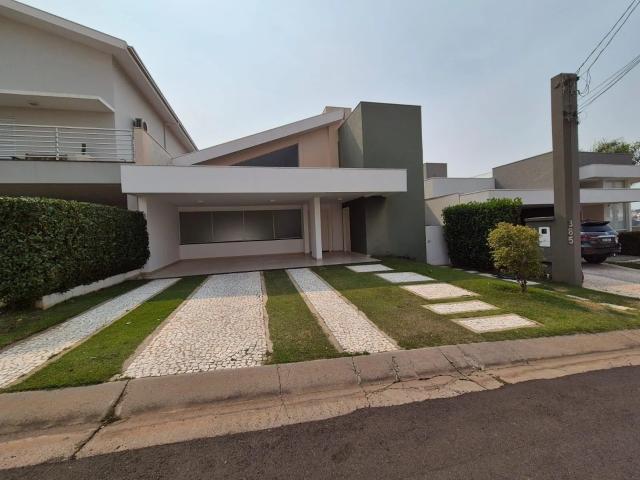 Casa para Aluguel com 4 quartos, 280 m² por R$ 7.000