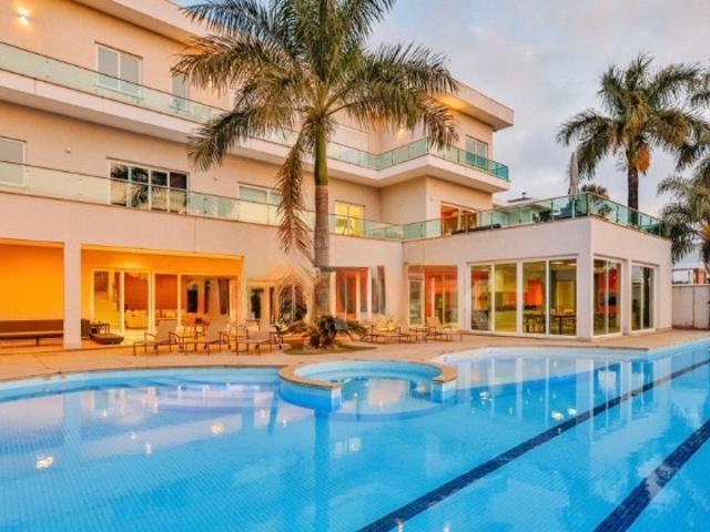 Casa para Aluguel com 4 quartos, 2000 m² por R$ 55.000