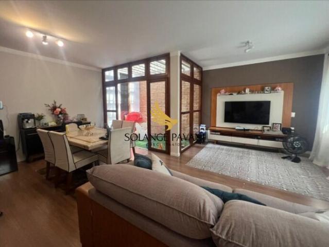 Casa para Aluguel com 4 quartos, 200 m² por R$ 6.500
