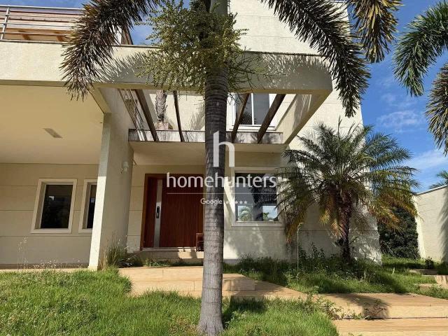 Casa para Aluguel com 4 quartos, 380 m² por R$ 16.000