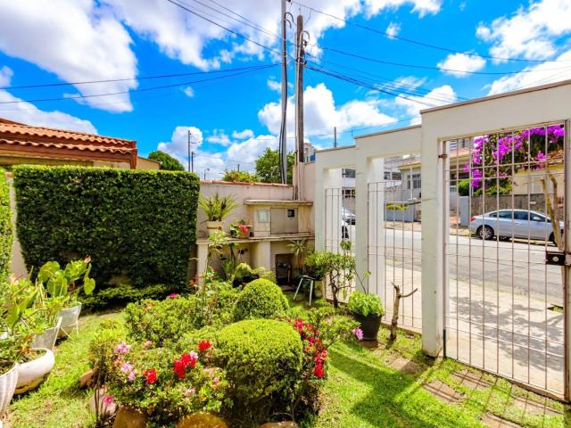 Casa para Aluguel com 4 quartos, 301 m² por R$ 12.000