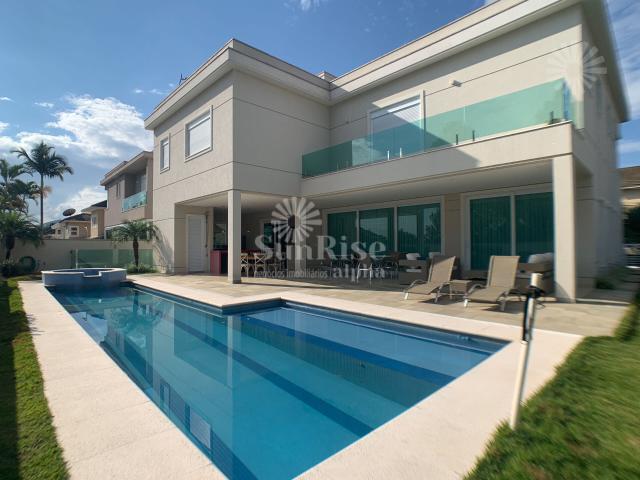 Casa para Aluguel com 4 quartos, 650 m² por R$ 57.000