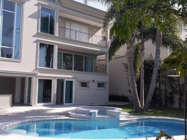 Casa para Aluguel com 4 quartos, 659 m² por R$ 36.860