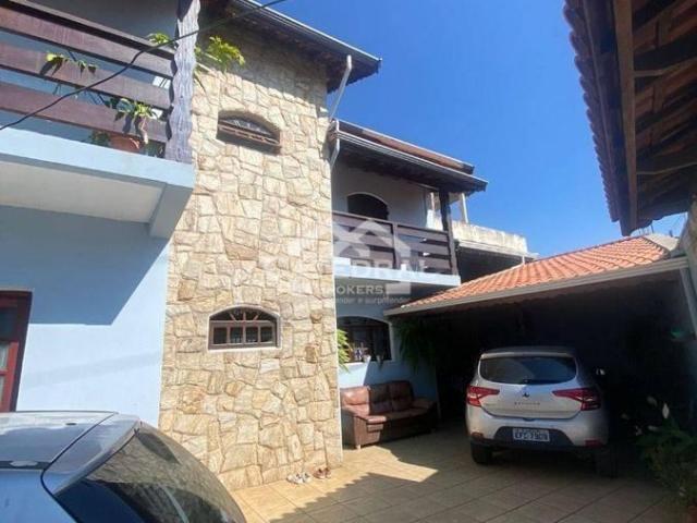 Casa para Aluguel com 4 quartos, 80 m² por R$ 3.450