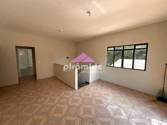 Casa para Aluguel com 4 quartos, 90 m² por R$ 3.000