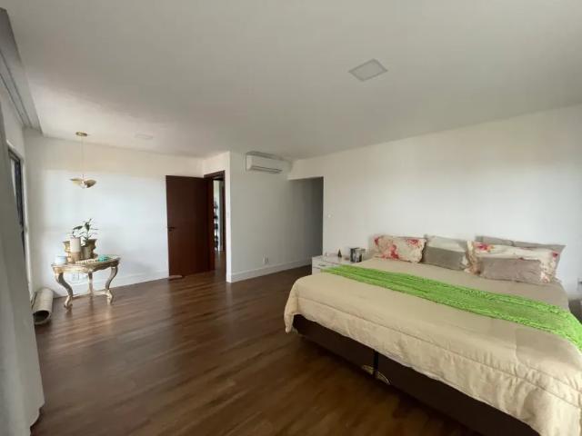 Casa para aluguel com 5 quartos em Alphaville II Salvador BA