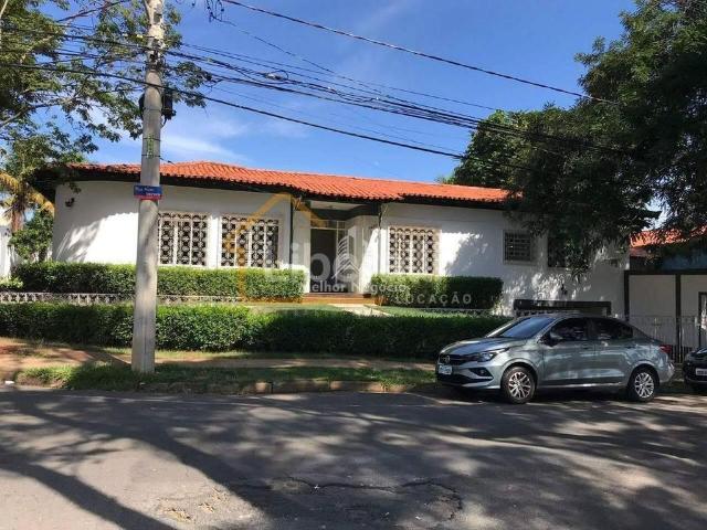 Casa para Aluguel com 5 quartos, 327 m² por R$ 12.000