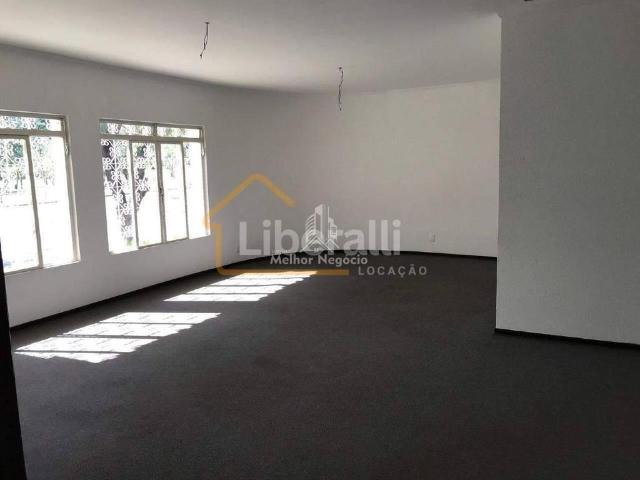 Casa para Aluguel com 5 quartos, 327 m² por R$ 12.000