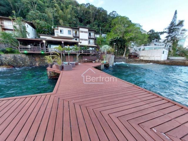 Casa para Aluguel com 5 quartos, 750 m² por R$ 50.000
