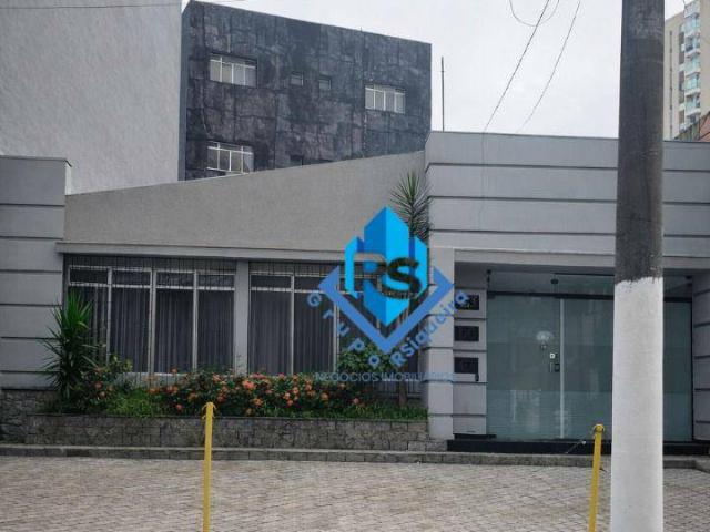 Casa para Aluguel com 6 quartos, 250 m² por R$ 9.900
