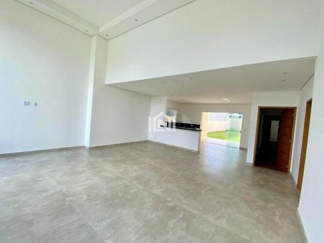 Casa para aluguel em Vargem Grande Paulista