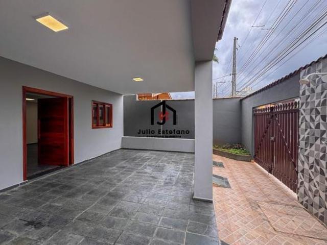 Casa à venda em Itaguá