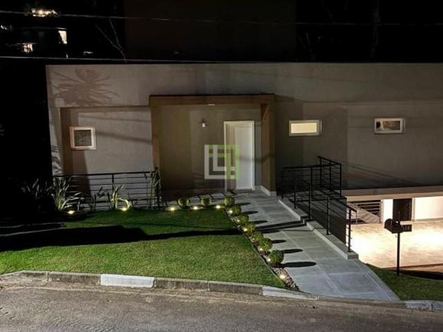Casa para aluguel em Serra dos Lagos