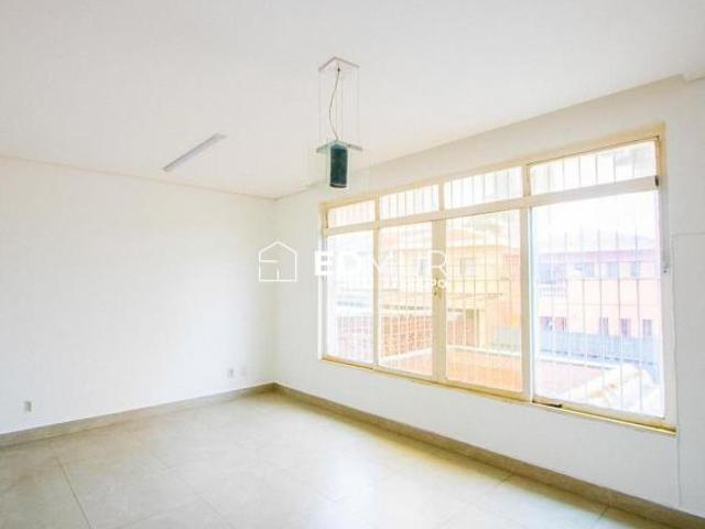 Casa para aluguel na Vila Assunção