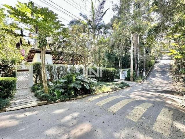 Casa para aluguel na Granja Viana