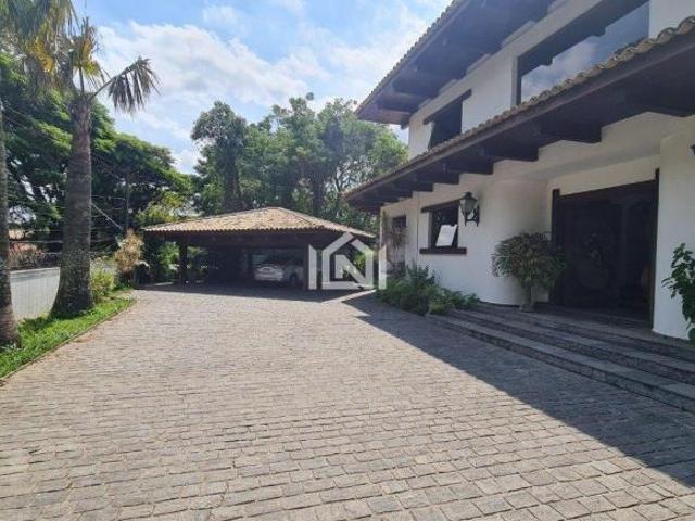 Casa para aluguel na Granja Viana