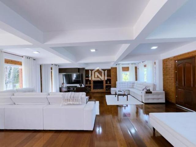 Casa para aluguel na Granja Viana