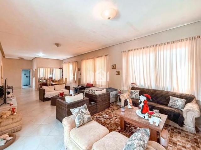 Casa para aluguel na Granja Viana