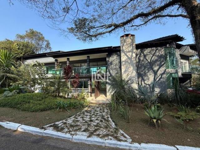 Casa para aluguel na Granja Viana