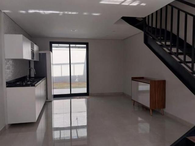 Casa para aluguel na Granja Viana