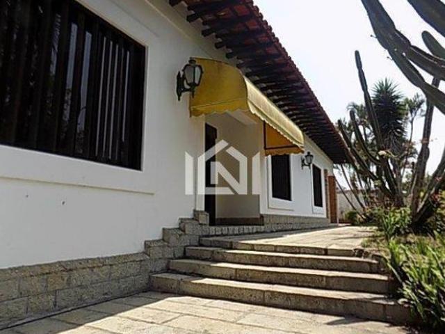 Casa para aluguel na Granja Viana