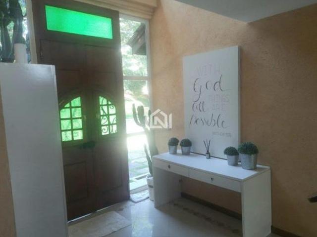 Casa para aluguel na Granja Viana
