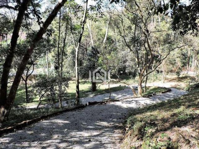 Casa para aluguel na Granja Viana