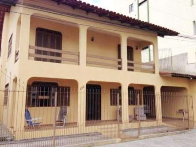 Casa para Excursão no Centro de Balneário Camboriú