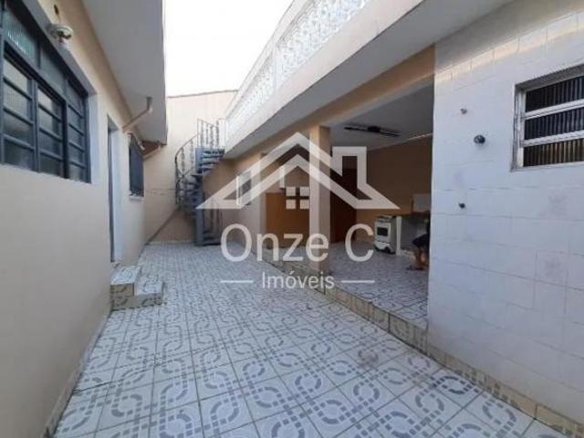 Casa para locação no Macedo