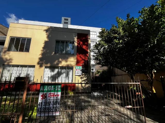 Casa para Locação no Bacacheri – Ideal para Moradia ou Comércio