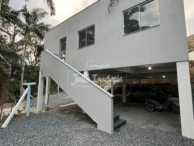 Casa para locação no bairro 1° de Maio Brusque