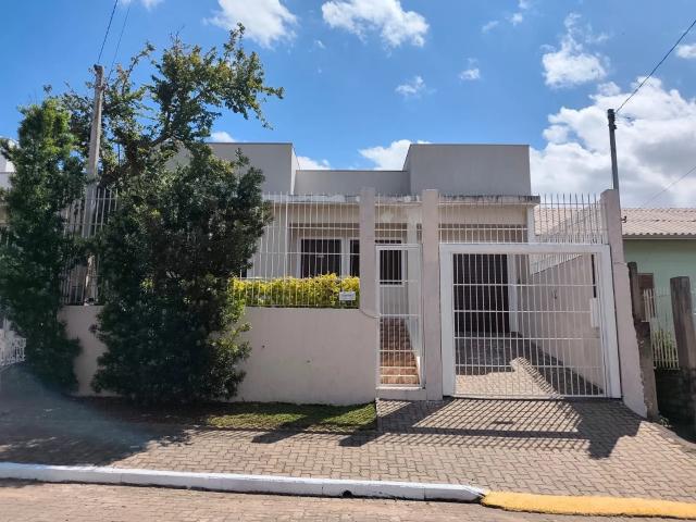 Casa para Locação no Bairro Campestre em São Leopoldo RS com 2 Dormitórios e Pátio Amplo Ideal para