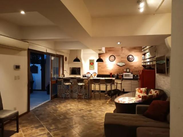 Casa para locação no bairro Higienópolis!