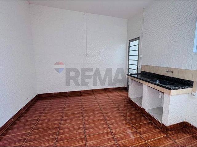 CASA PARA LOCAÇÃO NO BAIRRO SANTA CRUZ