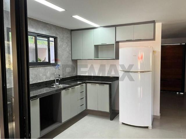 CASA PARA LOCAÇÃO NO PARQUE DO IMBUI 3 SUITES