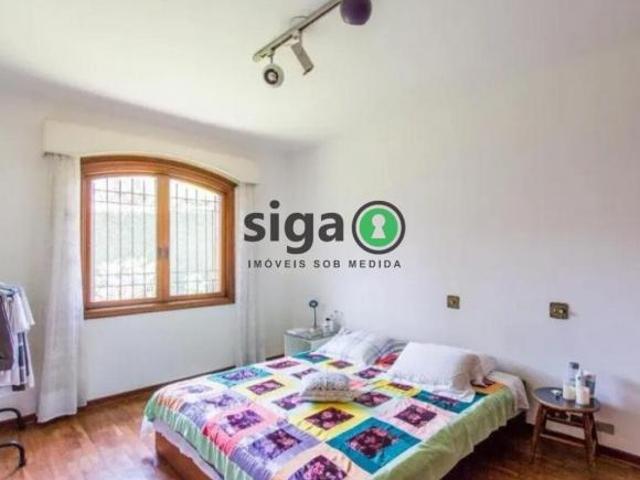 Casa para Locação ou venda 595 m² 4 dormitórios, 2 Suítes, 6 vagas Jardim dos Estados SP