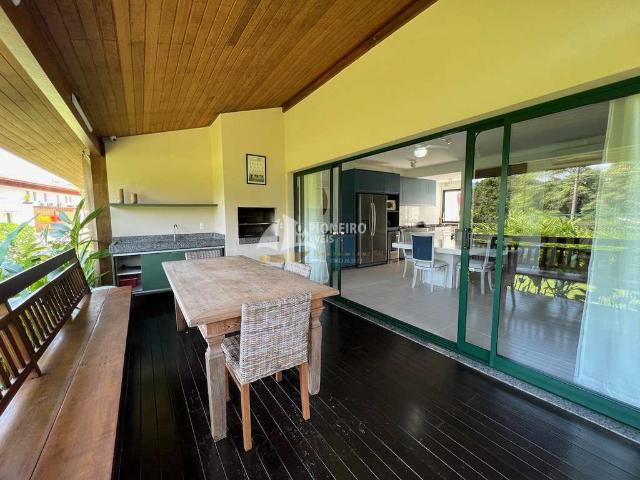 Casa para locação anual em Barra do Una! Agende a sua visita!