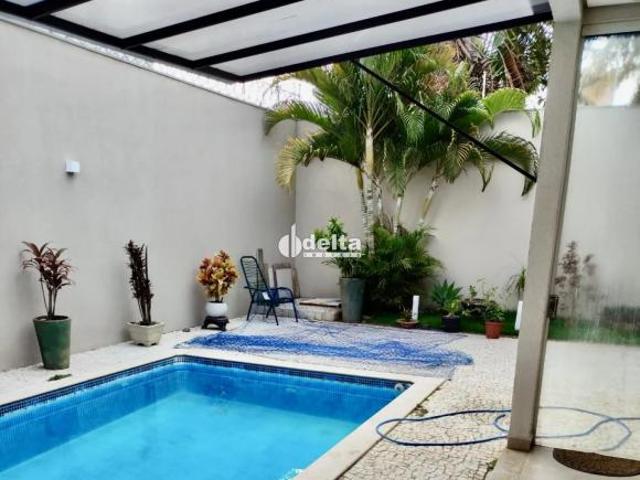 Casa disponível para locação no bairro Morada da Colina em Uberlândia MG