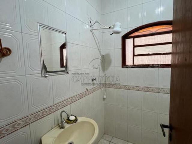 CASA PARA LOCAÇÃO, BEM LOCALIZADA! NÃO PERCA ESTA OPORTUNIDADE