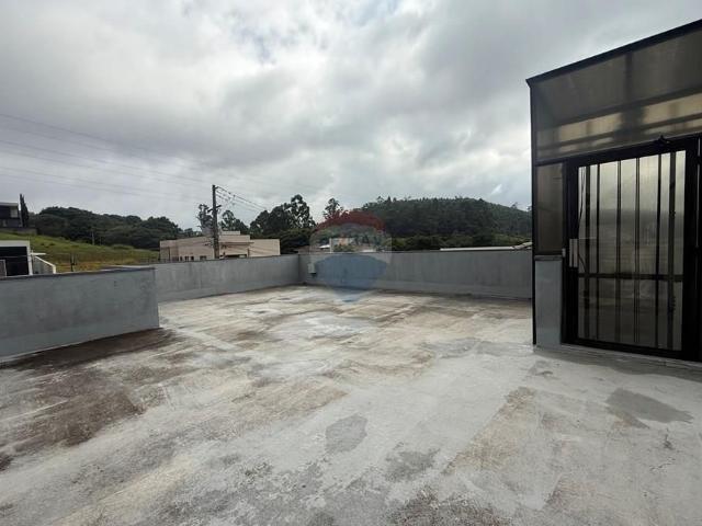 Casa para Locação com 4 dormitórios no condomínio Campos do Conde