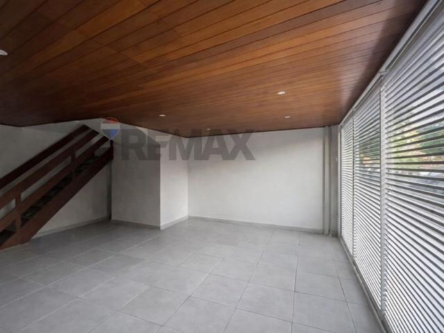 Casa para locação com 2 dormitórios, 1 suite 163 m2 Jd. Simus Sorocaba SP