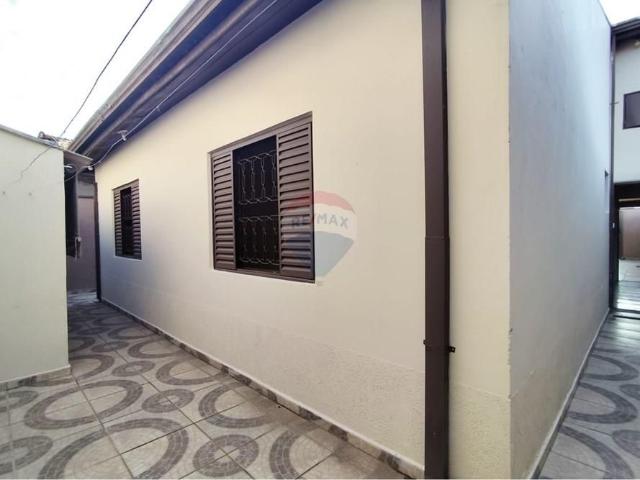 Casa para locação com 2 quartos no bairro João Aranha em Paulinia S.P
