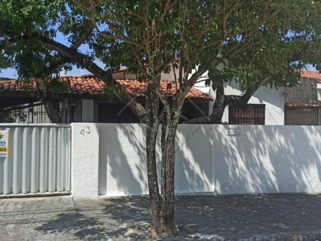 Casa para locação com 3 quartos, 1 suite, 2 vagas no Altiplano Joao Pessoa/PB