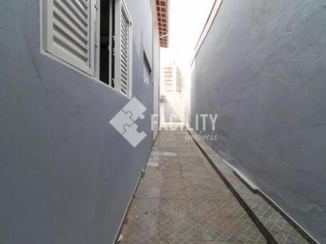 Casa para locação e para venda no bairro Ponte Preta em Campinas/SP